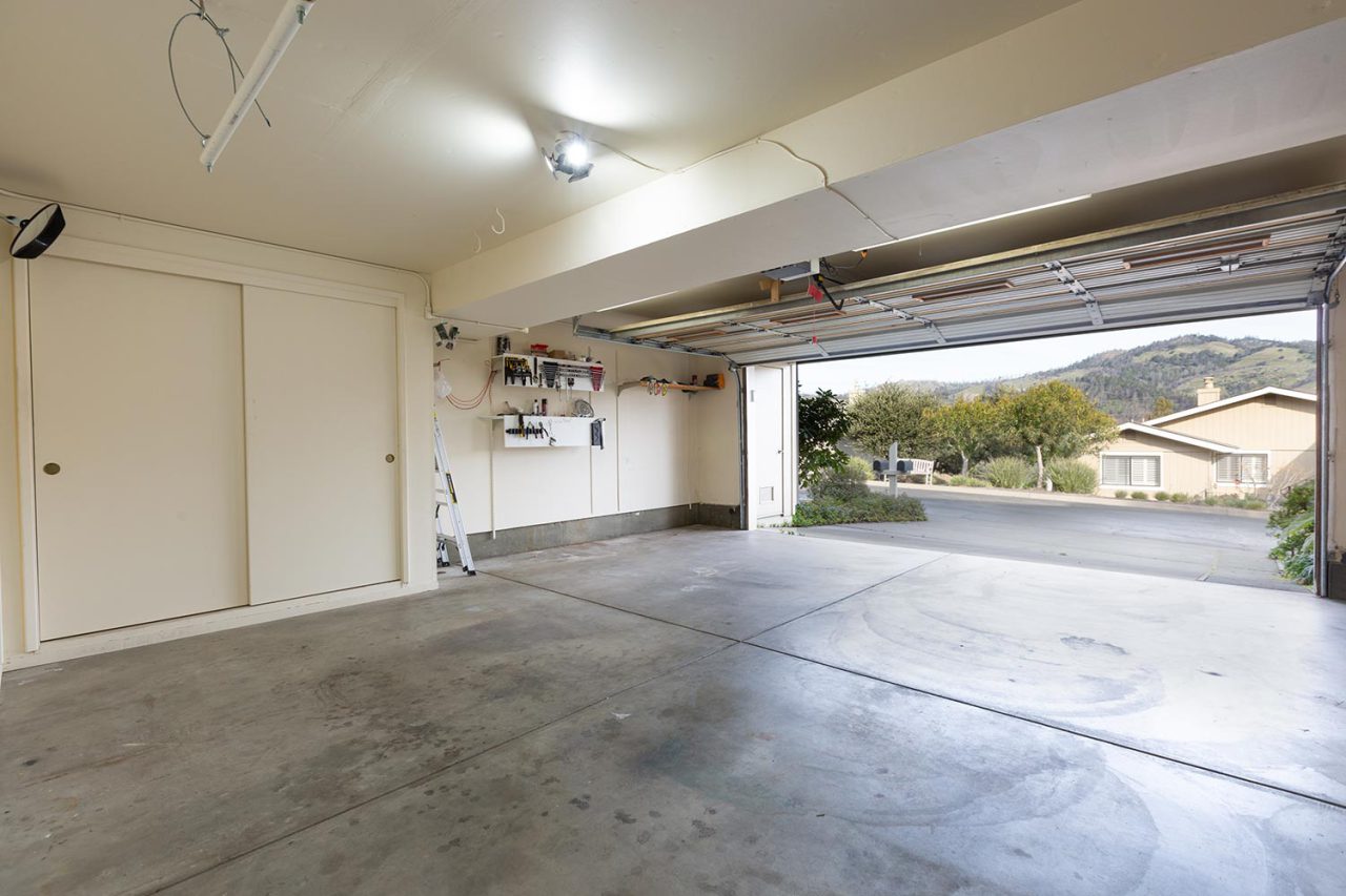 Garage Vapor Barrier: Requirements And Installation